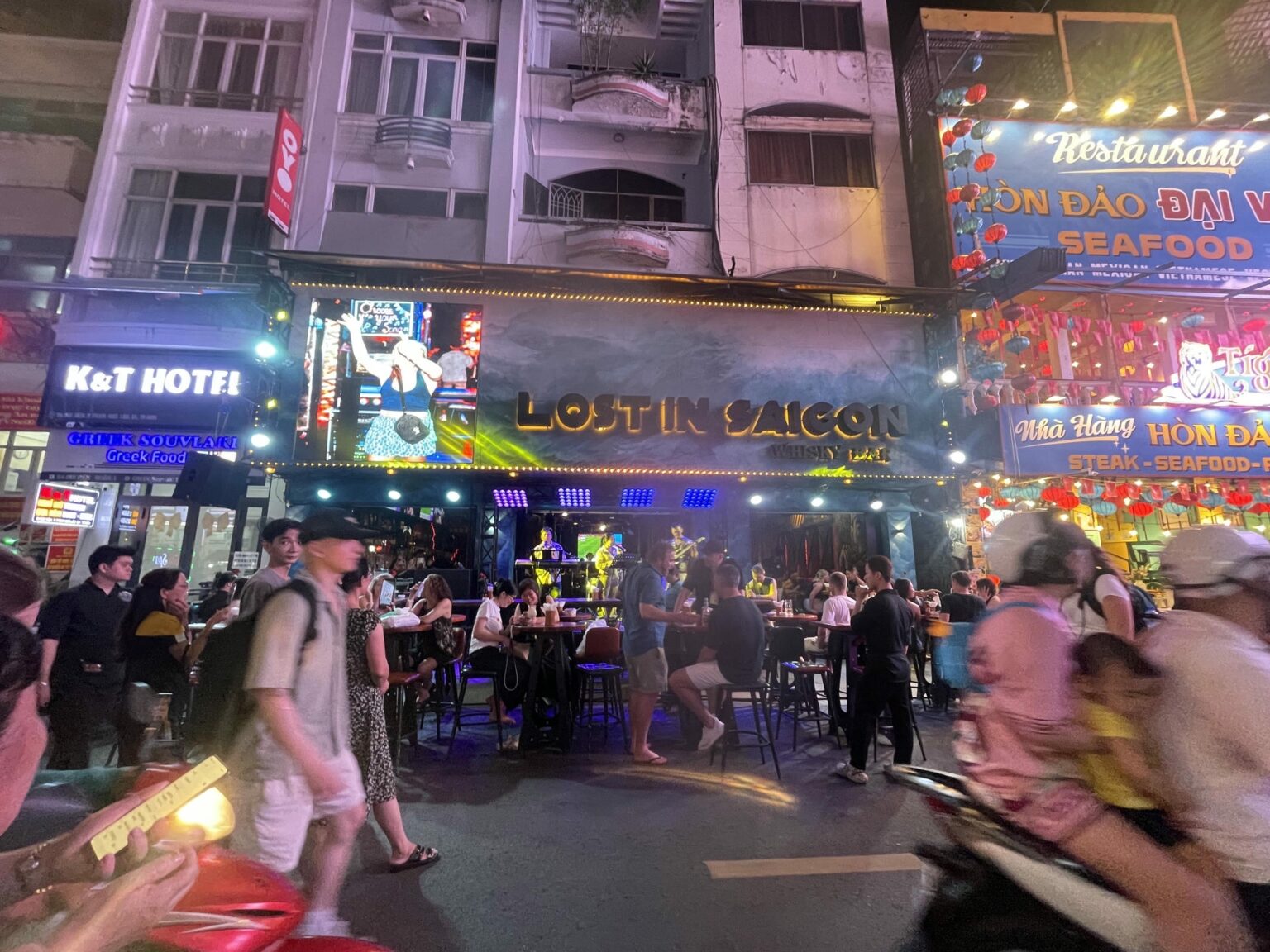 Why is Bui Vien Walking Street dubbed the 'Western Street'?