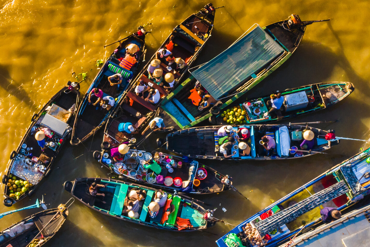 A Comprehensive Guide to Visit Cai Rang Floating Market of the Mekong Delta