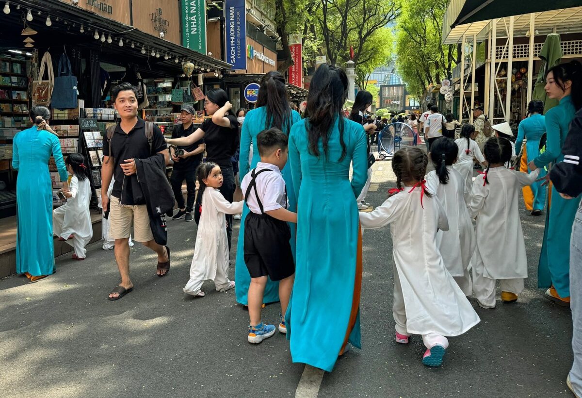 Ho Chi Minh City Book Street: Magical Reasons to Love Saigon’s Literary ...