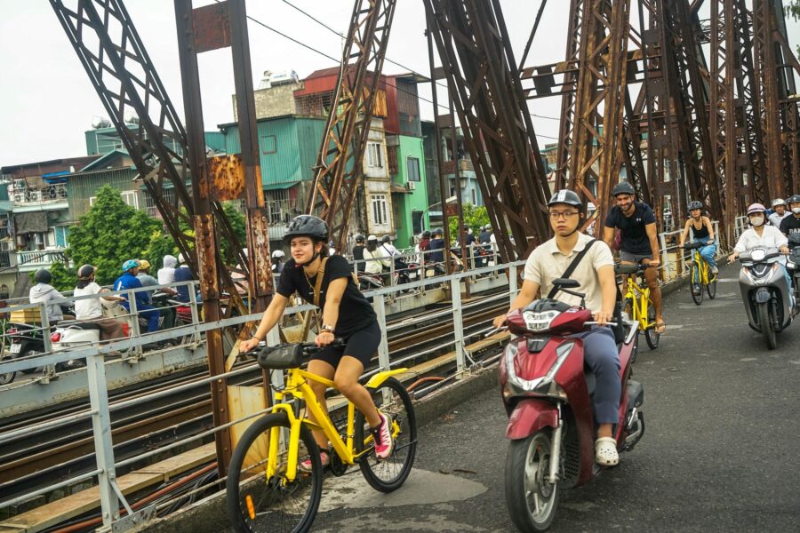Tour de Hanoi: Old Quarter, Iconic Landmarks & Hidden Corners
