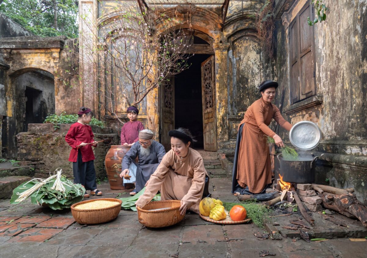 10 Traditional Tet Dishes Vietnamese People Eat for Tet