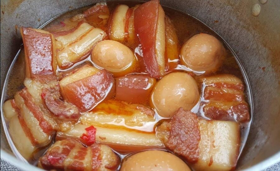10 Traditional Tet Dishes Vietnamese People Eat for Tet