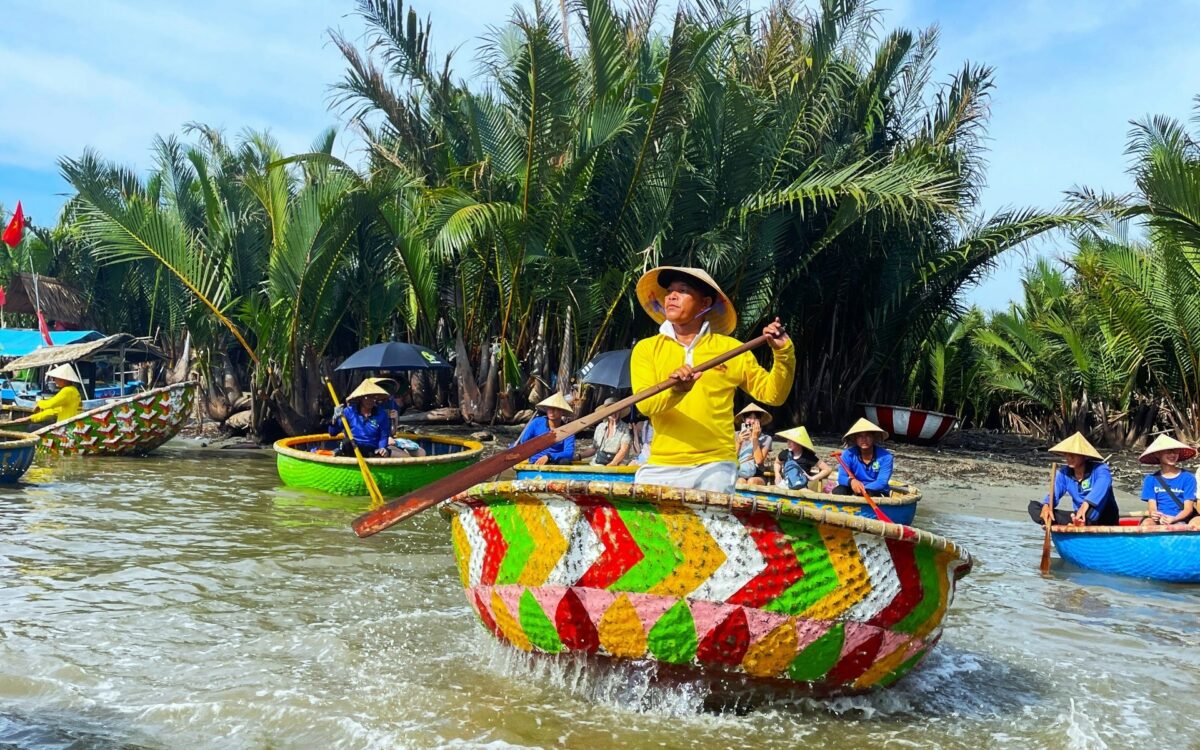 Coconut Boat Ride in Hoi An: Best Guide with 5 Essential Tips